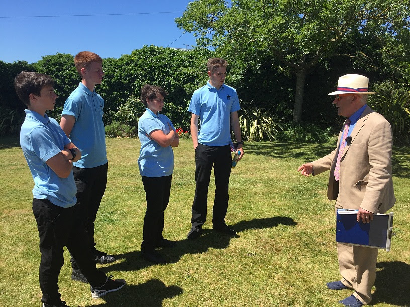 Patcham High School pupils take the reins at Brighton Racecourse ...