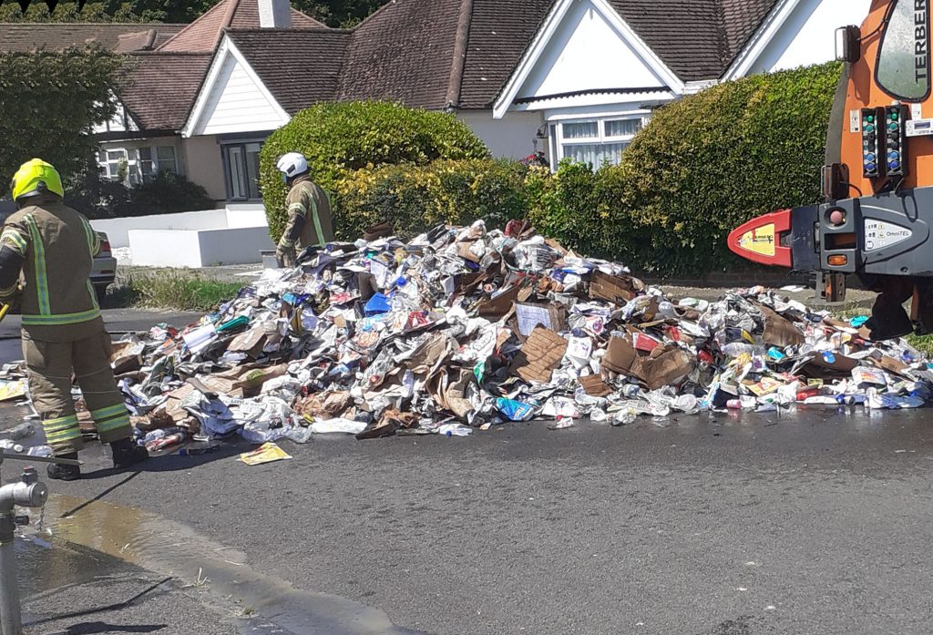 Batteries explode inside Brighton bin lorry – Brighton and Hove News