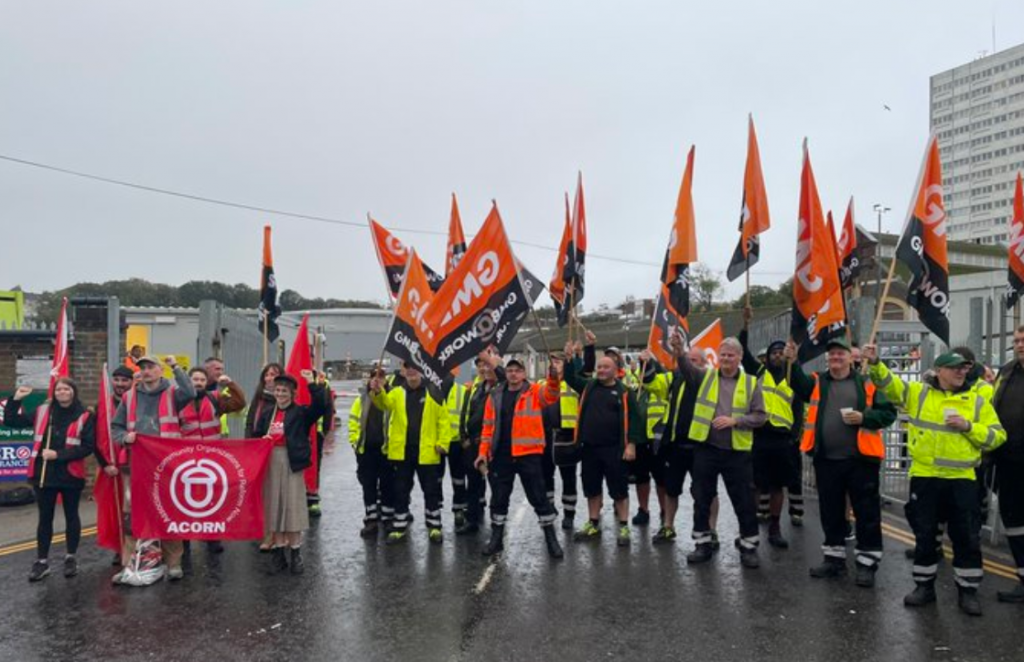 Councillors sign off deal to settle bin strike in Brighton and Hove ...
