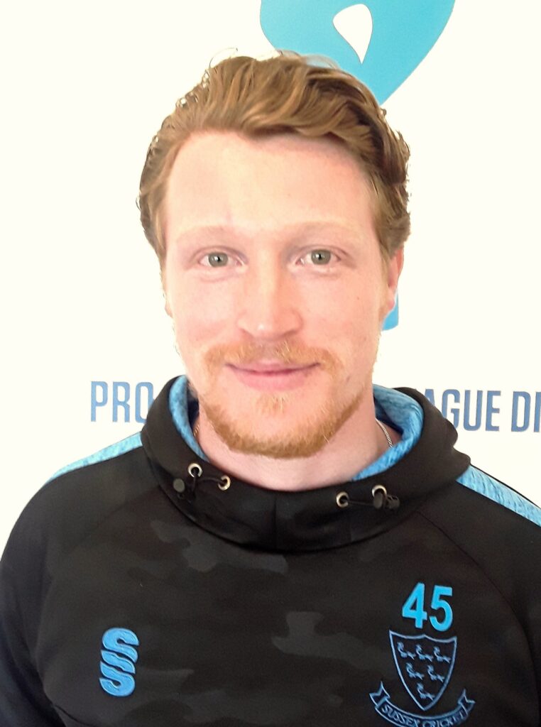 Sussex stave off Worcestershire fightback for thrilling draw at Hove ...