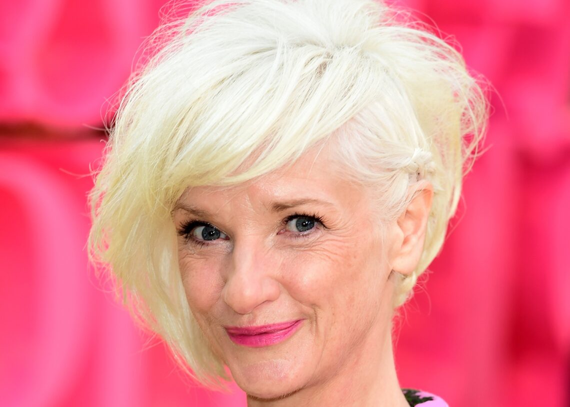 Actress slams lack of grit after coming off bike on black ice ...