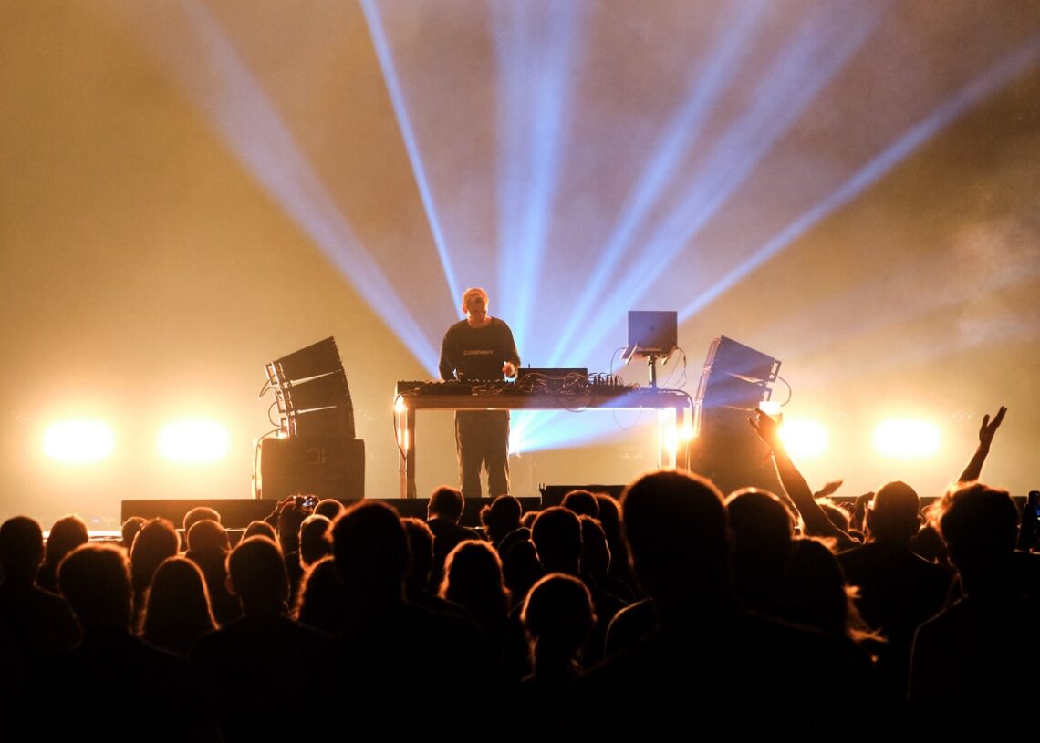 Exclusive interview with The Adverts iconic bass player Gaye Advert ...