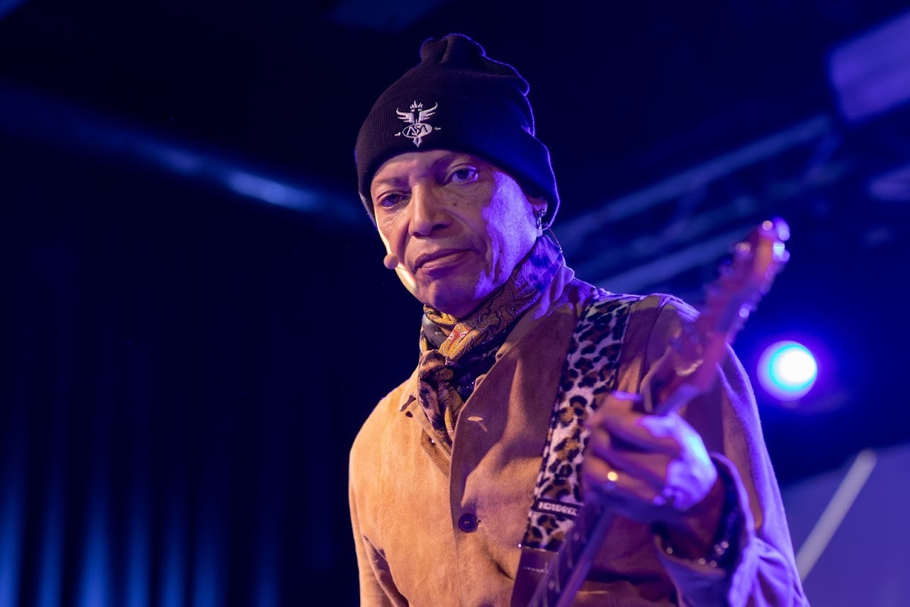 Sananda Maitreya rounds off first UK tour in 23 years in Brighton – Brighton and Hove News